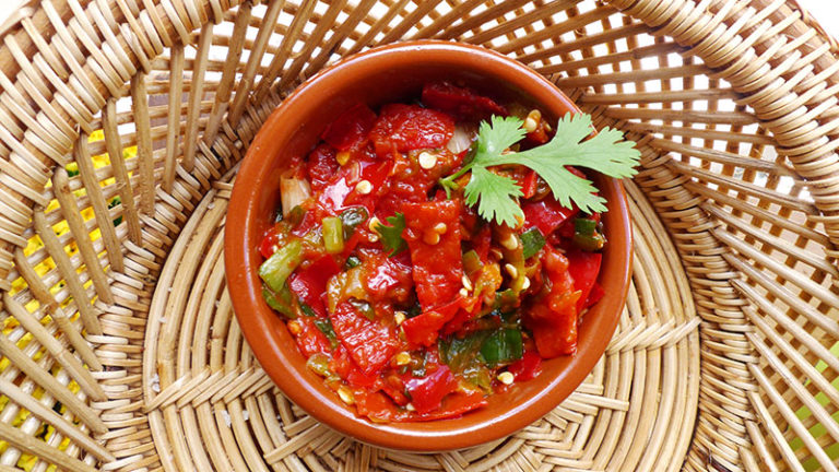Sambal onion - easy recipe for authentic Indonesian chili salsa