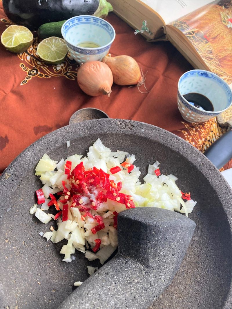 Colo-Colo sauce with eggplant and zucchini | Pisangsusu.com