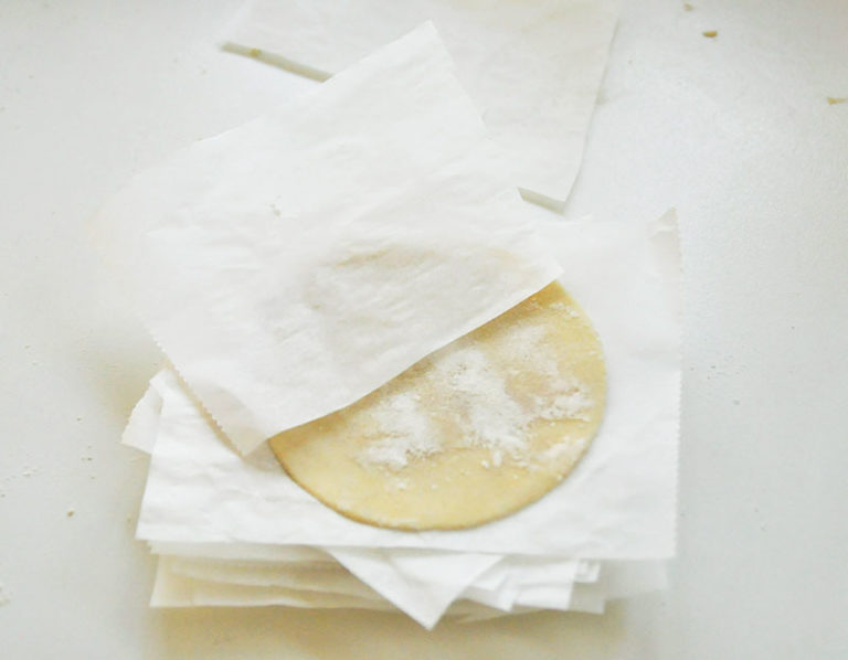 Wonton Soep or Pangsit soup - authentic recipe