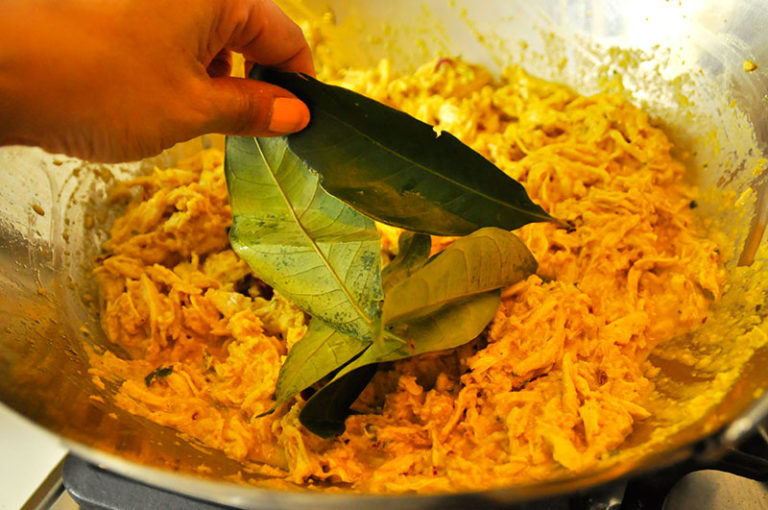 Lemper recipe - Indonesian sticky rice snack - PisangSusu.com
