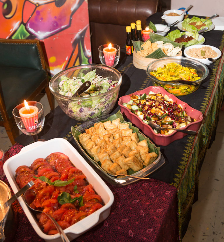 Vegan Indonesian 'Rice Table' - PisangSusu.com
